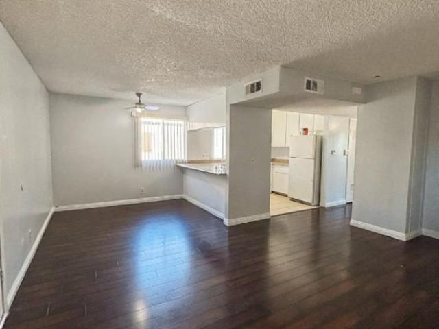 2 Br, 2 bath, Condo 9586 W Ball Rd