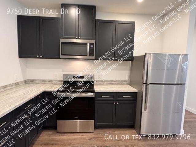 2 Br, 2 bath, Condo 9750 Deer Trail Dr