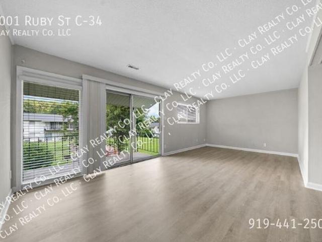 2 Br, 2 bath, Condo 1001 Ruby St