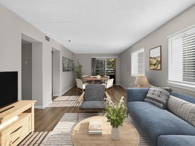 2 Br, 2 bath, Condo 100 Vantage Terrace