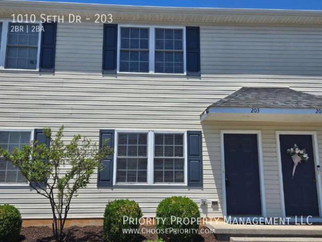 2 Br, 2 bath, Condo 1010 Seth Dr