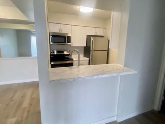 2 Br, 2 bath, Condo 1010 W Main St