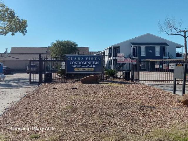 2 Br, 2 bath, Condo 10110 Forum Park Dr