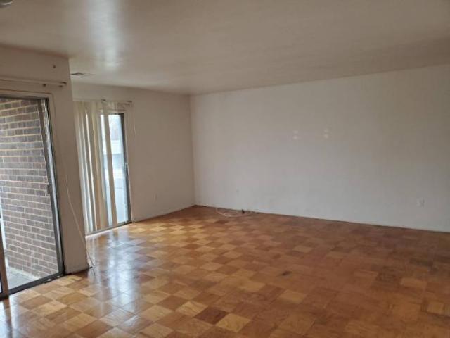 2 Br, 2 bath, Condo 10218 Prince Place