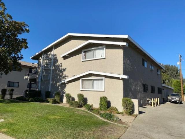 2 Br, 2 bath, Condo 10381 Pradera Ave