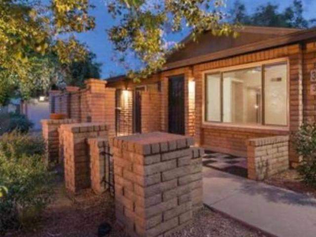 2 Br, 2 bath, Condo 1033 West Laguna Dr