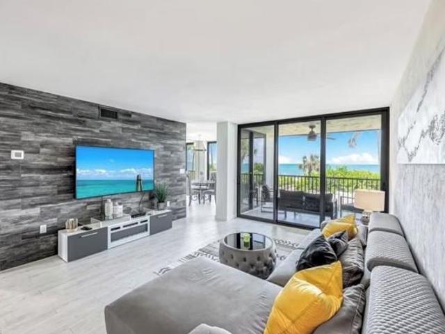 2 Br, 2 bath, Condo 10475 Gulf Shore Dr