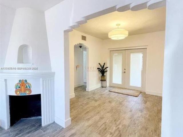 2 Br, 2 bath, Condo 1040 Lenox Ave
