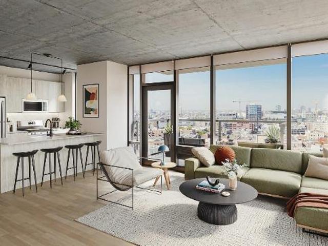 2 Br, 2 bath, Condo 1042 W Van Buren