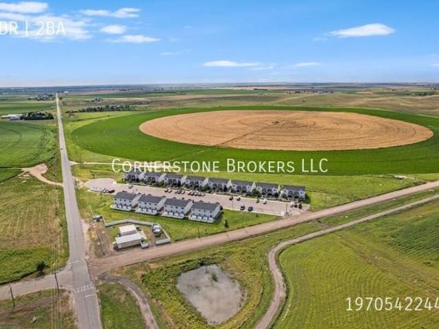 2 Br, 2 bath, Condo 104 Parkview Court