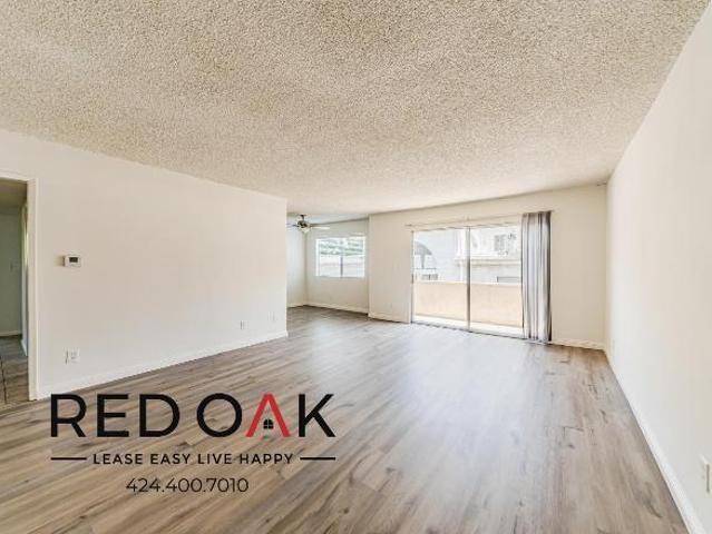 2 Br, 2 bath, Condo 10741 Moorpark St