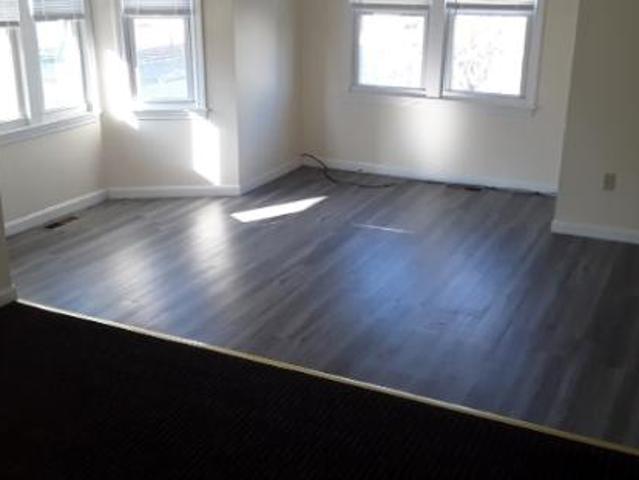 2 Br, 2 bath, Condo 107 University Ave
