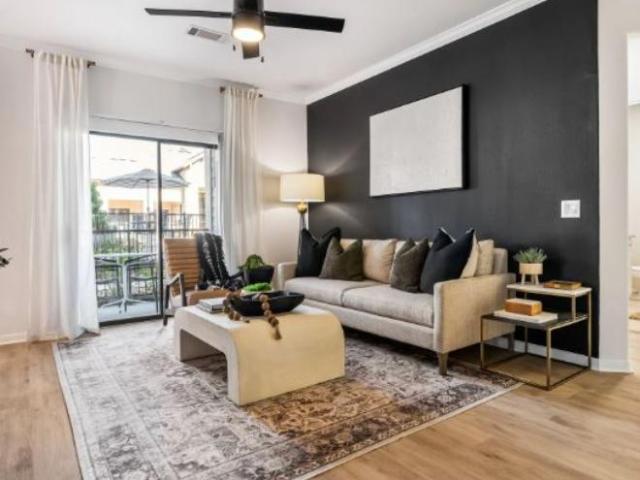 2 Br, 2 bath, Condo 10851 W Montfair Blvd