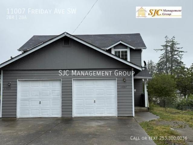2 Br, 2 bath, Condo 11007 Freiday Ave SW