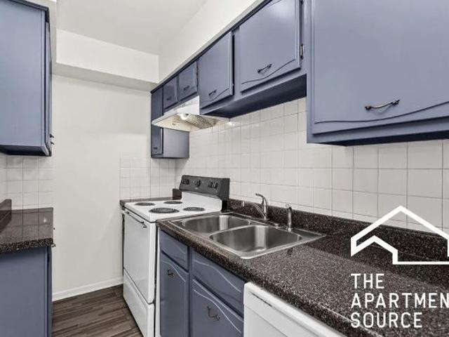 2 Br, 2 bath, Condo 1100 Church St
