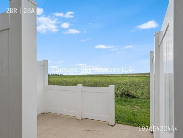 2 Br, 2 bath, Condo 110 Parkview Court