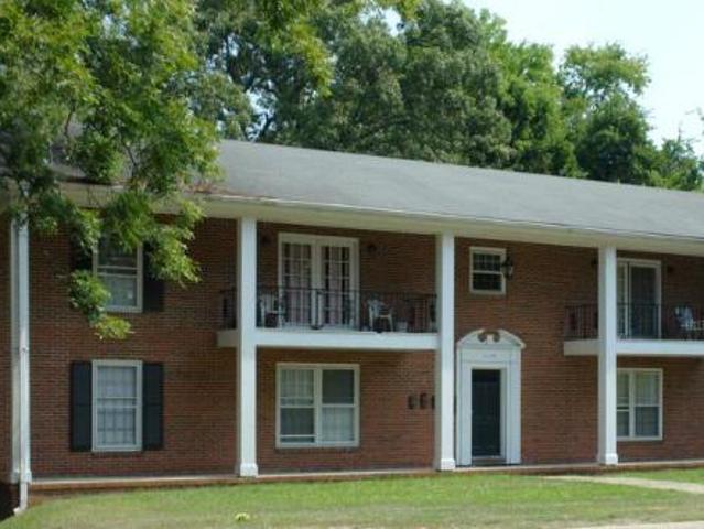 2 Br, 2 bath, Condo 1110 W Rowan St