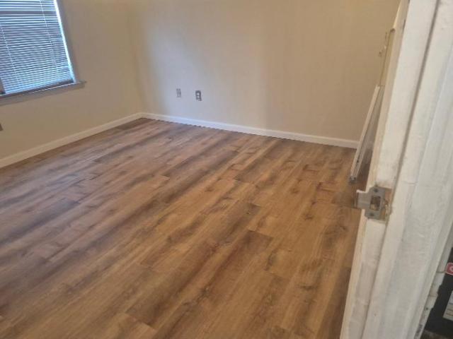 2 Br, 2 bath, Condo 111 North Oaks