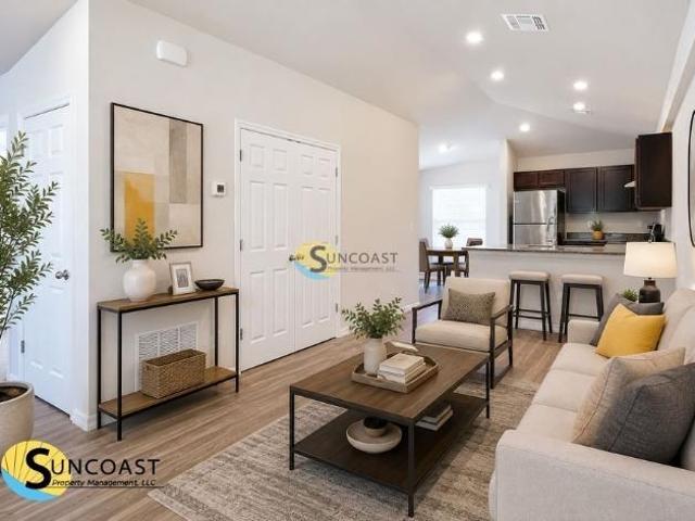 2 Br, 2 bath, Condo 11266 Pendleton Ave
