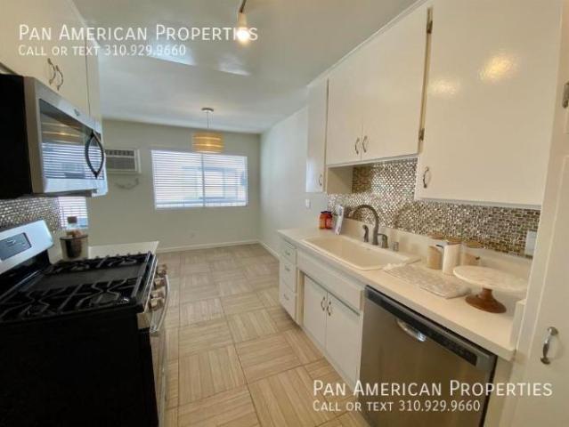 2 Br, 2 bath, Condo 11275 Westminster Avenue