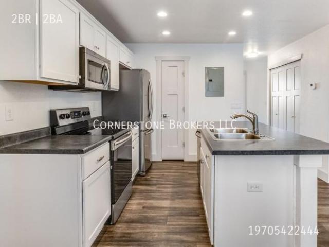 2 Br, 2 bath, Condo 112 Park View Commons