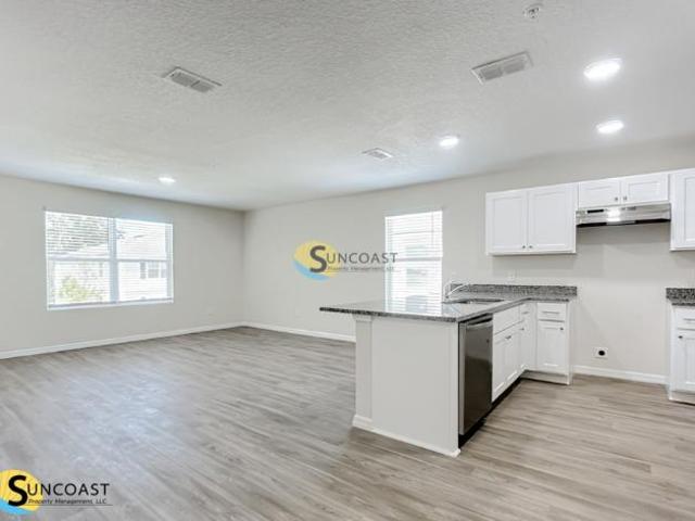 2 Br, 2 bath, Condo 11485 Oakfield Ct