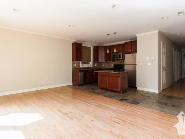 2 Br, 2 bath, Condo 1148 West Roscoe Street