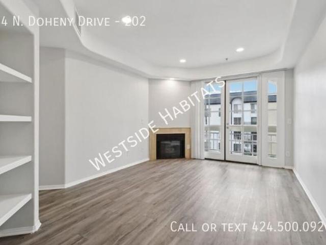 2 Br, 2 bath, Condo 114 N Doheny Drive