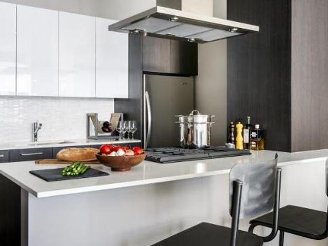 2 Br, 2 bath, Condo 115 West Wacker