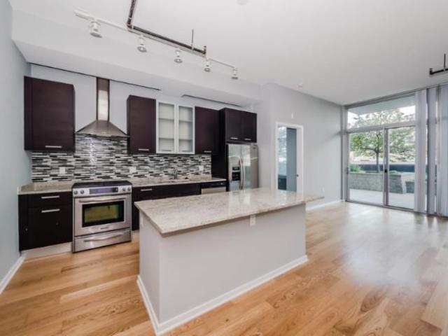 2 Br, 2 bath, Condo 1169 S Plymouth Ct