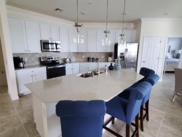 2 Br, 2 bath, Condo 11781 Grand Belvedere Way