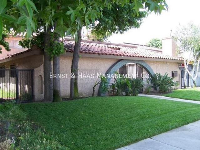 2 Br, 2 bath, Condo 1170 E South St