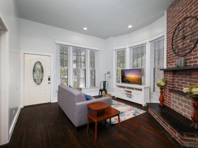 2 Br, 2 bath, Condo 118 Delaware Street