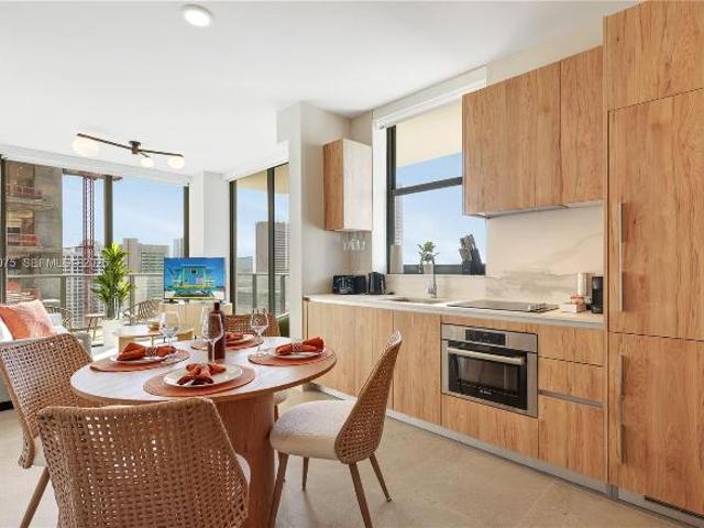 2 Br, 2 bath, Condo 11 NE 6th St