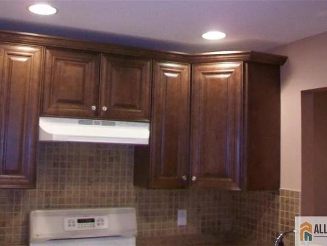 2 Br, 2 bath, Condo 1209 Harbor Club Dr