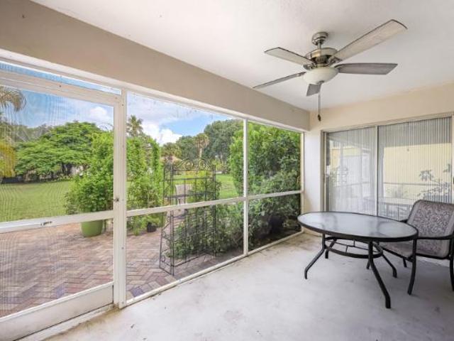 2 Br, 2 bath, Condo 1201 Solana Drive