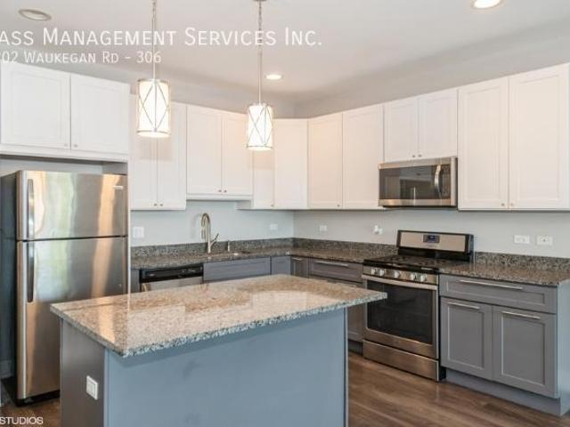 2 Br, 2 bath, Condo 1202 Waukegan Rd