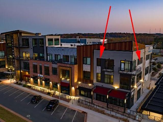2 Br, 2 bath, Condo 120 Mosaic Boulevard