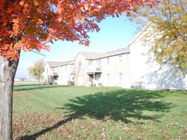 2 Br, 2 bath, Condo 120 Twyckenham Blvd