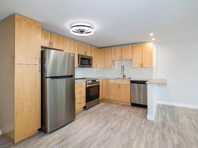 2 Br, 2 bath, Condo 12155 W 58th Pl