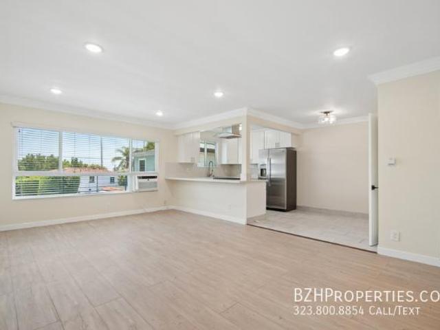 2 Br, 2 bath, Condo 1215 Hayworth Ave