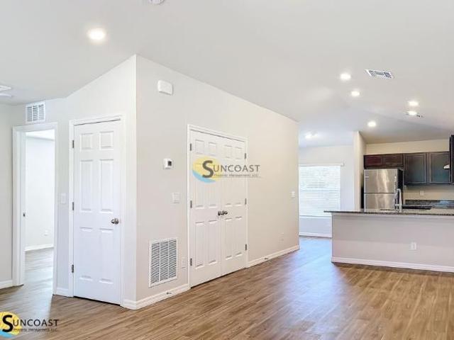 2 Br, 2 bath, Condo 12112 Henley Ave