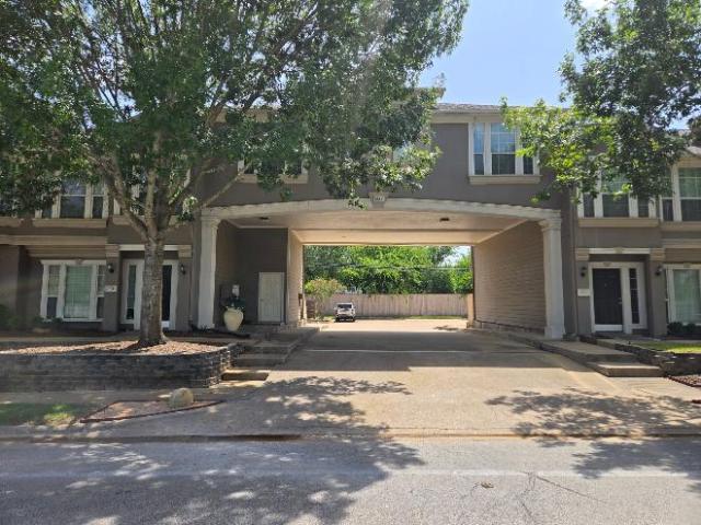 2 Br, 2 bath, Condo 1228 Welsh Avenue
