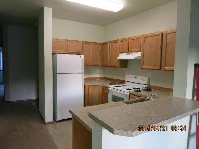 2 Br, 2 bath, Condo 12231 SE Bush