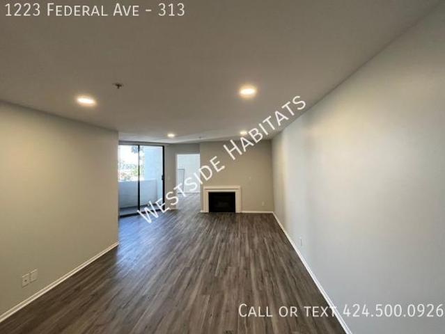 2 Br, 2 bath, Condo 1223 Federal Ave