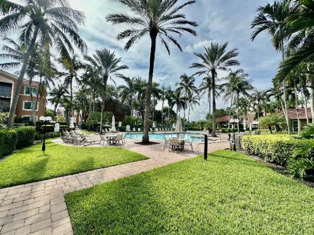 2 Br, 2 bath, Condo 1230 Reserve Way