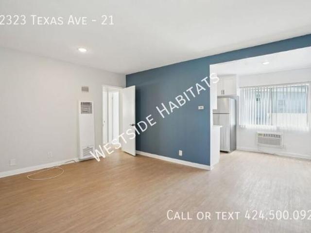 2 Br, 2 bath, Condo 12323 Texas Ave