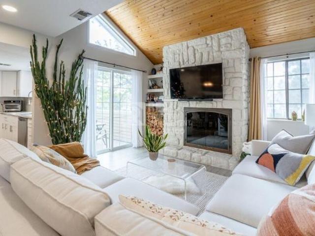 2 Br, 2 bath, Condo 12406 E Pacific Cir