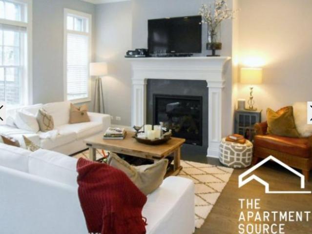 2 Br, 2 bath, Condo 1243 West Oakdale Ave