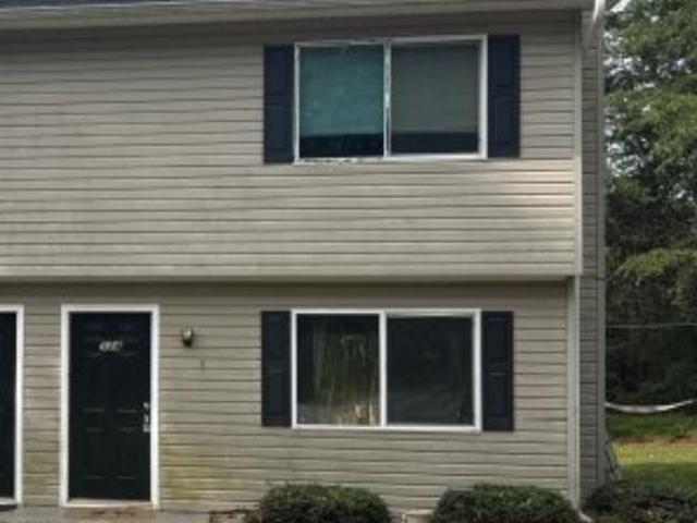 2 Br, 2 bath, Condo 124 Bonner St